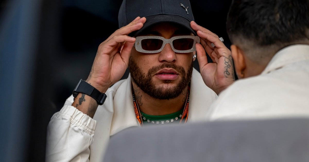 Bez formy a věčně zraněný. Přesto Neymar | nastartu.cz